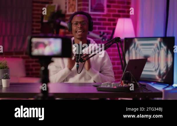 African american vlogger Stock Videos & Footage - HD and 4K Video Clips ...