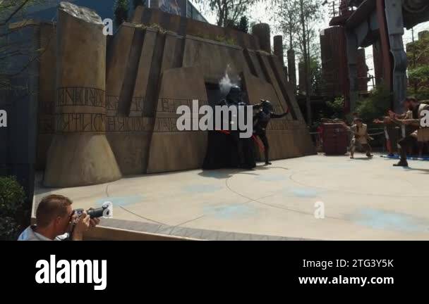 Universalpark, Parade of Heroes of Animated 4Kfilms. Universal Park ...