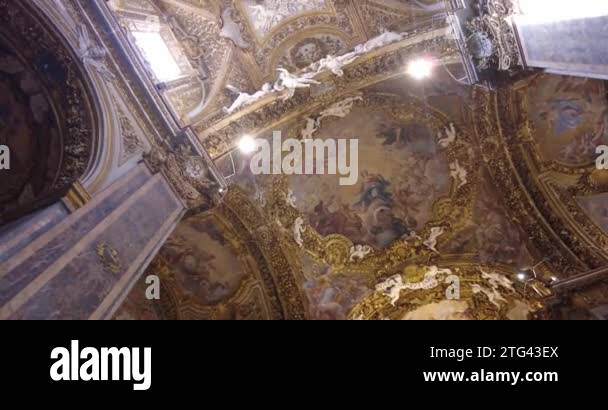 Roman church ceiling: Santa Maria dell'Orto. Luxurious interior design ...
