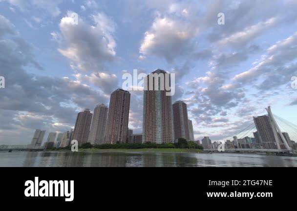 Sky high rise tower Stock Videos & Footage - HD and 4K Video Clips - Alamy