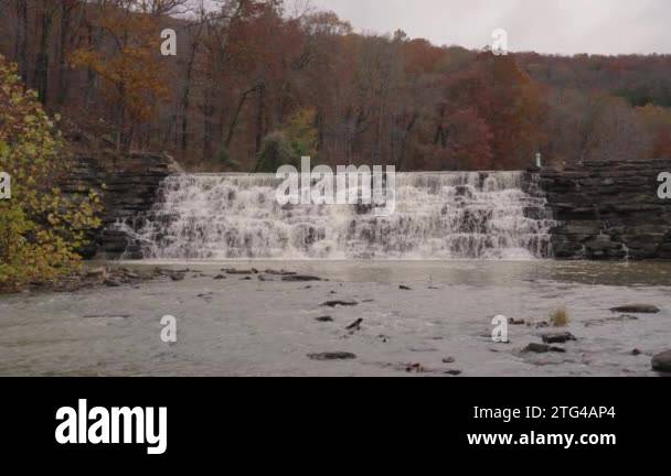 Devil's Den State Park Cascade Waterfalls and River Lake during Autumn ...