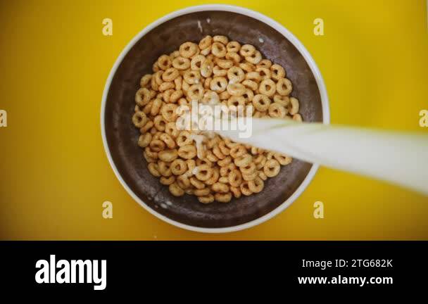 Bowl cereals splash milk Stock Videos & Footage - HD and 4K Video Clips ...