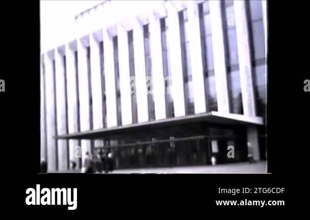 Former meeting house Stock Videos & Footage - HD and 4K Video Clips - Alamy