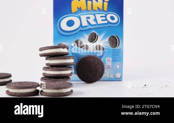 Original oreo cookies Stock Videos & Footage - HD and 4K Video Clips ...