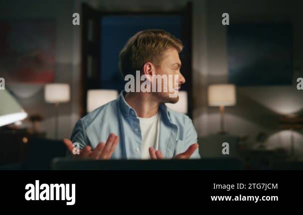 Man arguing wife Stock Videos & Footage - HD and 4K Video Clips - Alamy