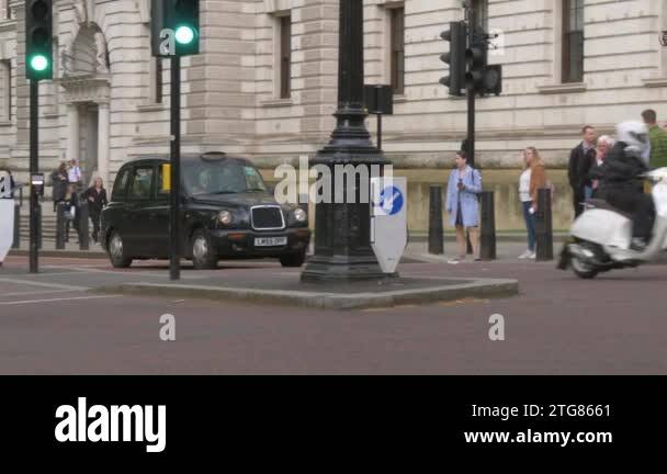 London street main road Stock Videos & Footage - HD and 4K Video Clips ...