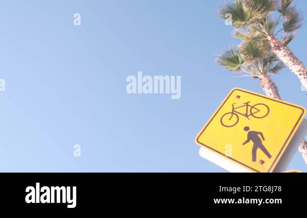 Pedestrian crossing xing Stock Videos & Footage - HD and 4K Video Clips ...