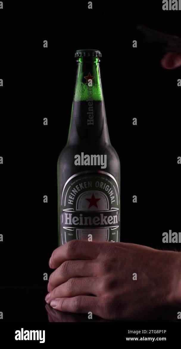 Pub opening Stock Videos & Footage - HD and 4K Video Clips - Alamy
