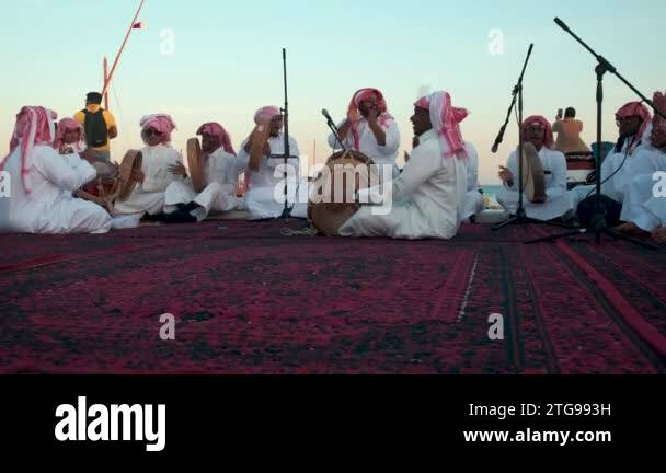 Qatar traditional folklore dance (Ardah dance) in Katara eleventh ...