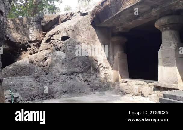 A Tourist hot-spot Elephanta caves, one of the oldest rock-cut ...