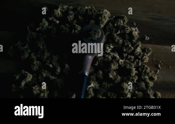 Drugs smoking pipe Stock Videos & Footage - HD and 4K Video Clips - Alamy