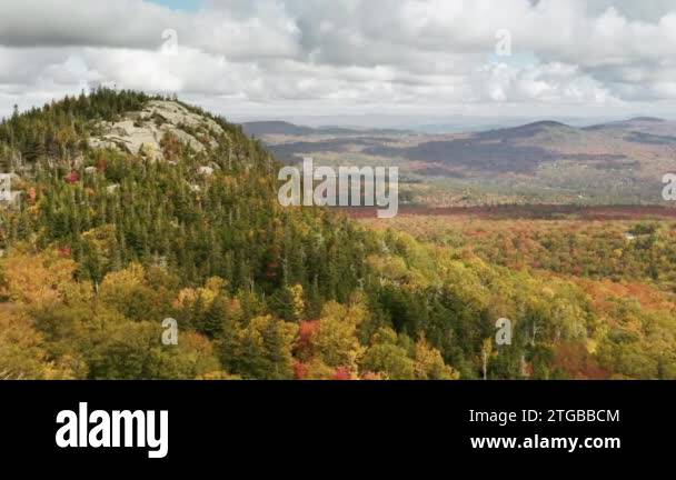 Artists Bluff Lookout view at the Franconia Notch State Park, public recreation area and nature ...