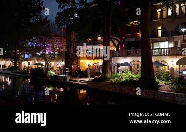 Beautiful Riverwalk in San Antonio with its small restaurants and pubs ...