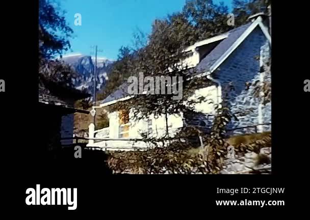 Recovery houses Stock Videos & Footage - HD and 4K Video Clips - Alamy