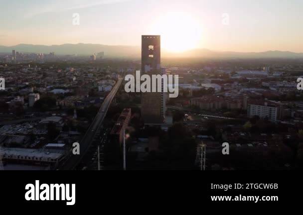Insignia tower Stock Videos & Footage - HD and 4K Video Clips - Alamy