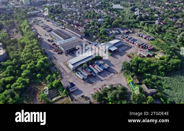 Loading unloading of goods Stock Videos & Footage - HD and 4K Video ...