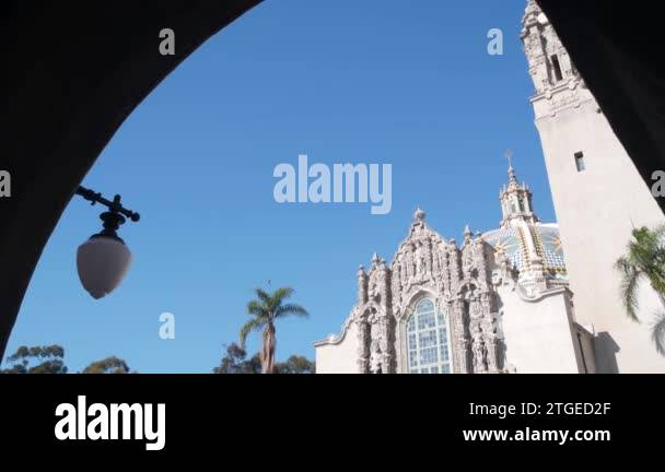 Spanish colonial revival architecture in Balboa Park, San Diego ...