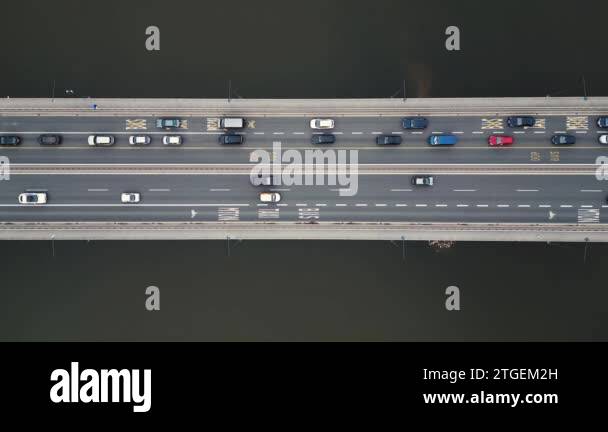 Overhead construction vehicle Stock Videos & Footage - HD and 4K Video Clips - Alamy