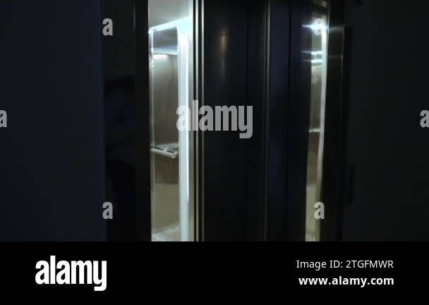 Door office ceo Stock Videos & Footage - HD and 4K Video Clips - Alamy