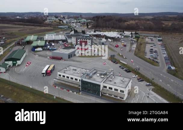 Medyka poland border crossing Stock Videos & Footage - HD and 4K Video ...