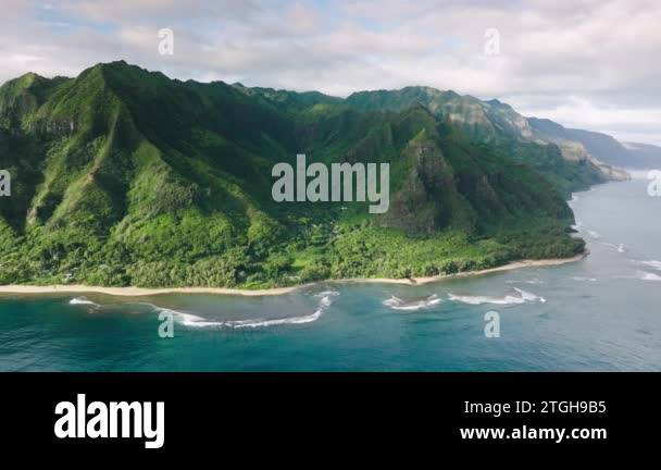 Breathtaking adventure footage on Kauai island, with world famous Haena ...