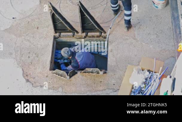 Cable manhole Stock Videos & Footage - HD and 4K Video Clips - Alamy