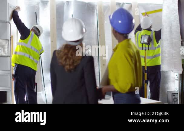 Engineers construction site crew Stock Videos & Footage - HD and 4K Video Clips - Alamy