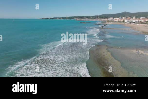 Rip tide aerial Stock Videos & Footage - HD and 4K Video Clips - Alamy