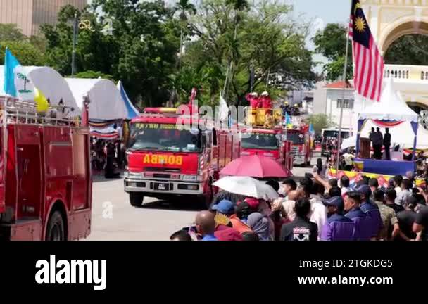 Malaysian fire engine Stock Videos & Footage - HD and 4K Video Clips ...