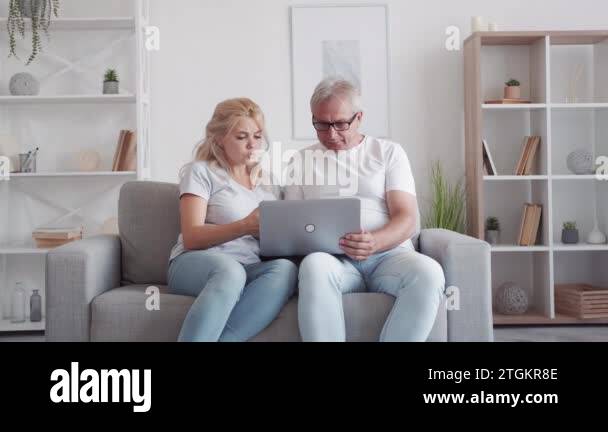 Failure family Stock Videos & Footage - HD and 4K Video Clips - Alamy