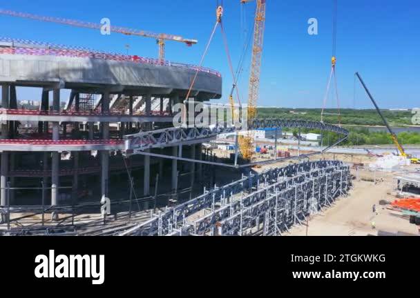 Steel hoists Stock Videos & Footage - HD and 4K Video Clips - Alamy