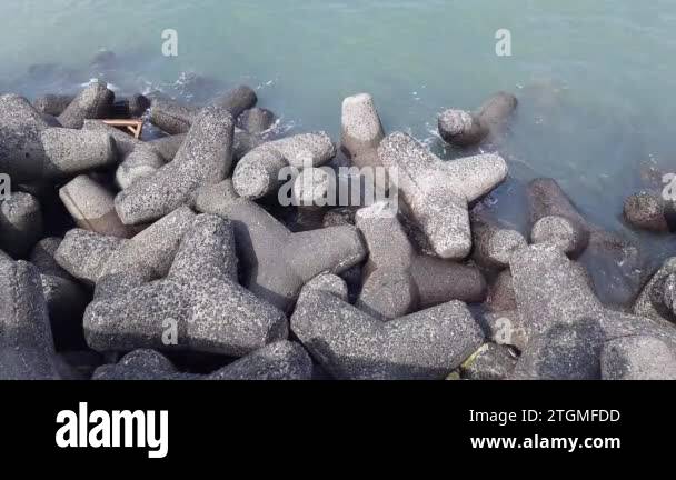 Mumbai seashore Stock Videos & Footage - HD and 4K Video Clips - Alamy