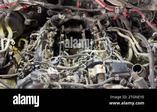 Looking down on the engine bay of a 79 Series Landcruiser Stock Video ...