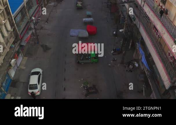 Bazaar road pakistan Stock Videos & Footage - HD and 4K Video Clips - Alamy
