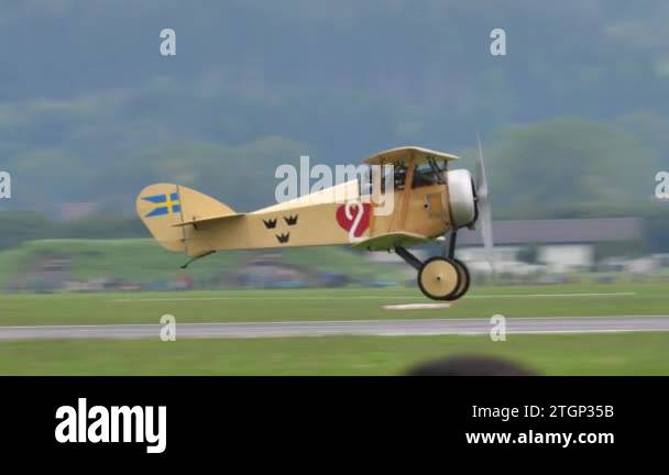 Rotary seat Stock Videos & Footage - HD and 4K Video Clips - Alamy