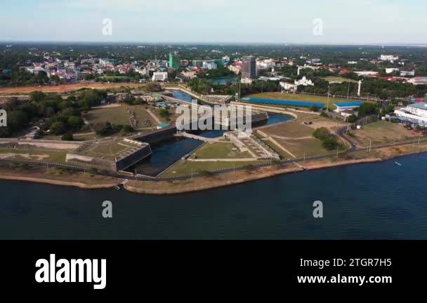 Jaffna dutch fort build in late 19th century Fortress of Our Lady of ...
