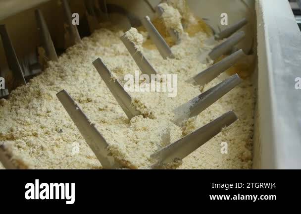 Flour production process Stock Videos & Footage - HD and 4K Video Clips ...