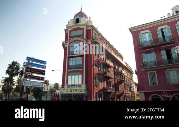 The largest and most beautiful square in the old part of the French ...