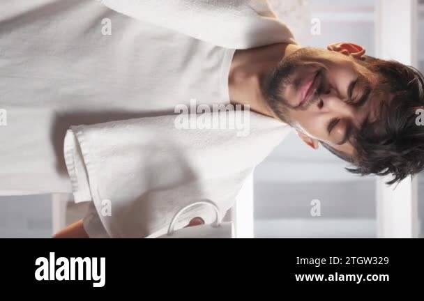 Messy towel Stock Videos & Footage - HD and 4K Video Clips - Alamy