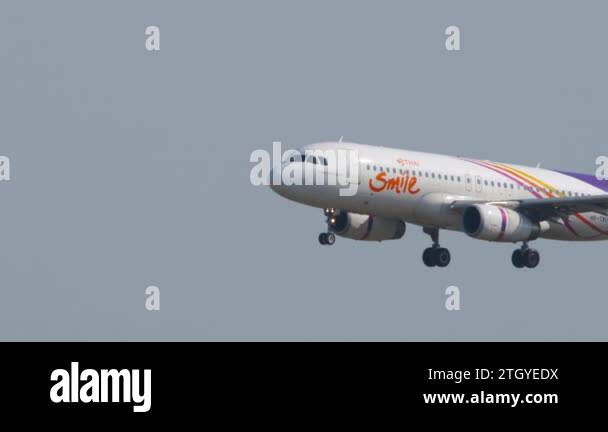 BANGKOK, THAILAND - JANUARY 19, 2023: Airbus A320-232, HS-TXU of Thai ...
