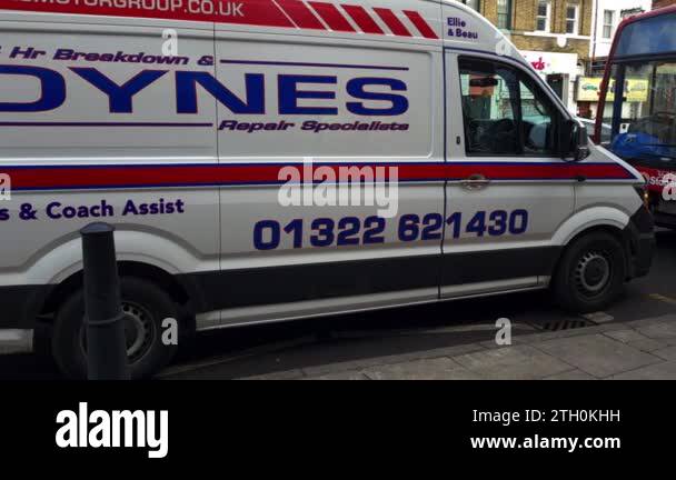 Breakdown vehicle uk Stock Videos & Footage - HD and 4K Video Clips - Alamy