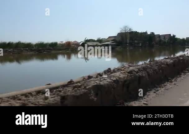 Overflow stream Stock Videos & Footage - HD and 4K Video Clips - Alamy