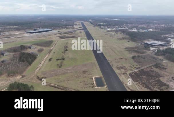 Airfield history Stock Videos & Footage - HD and 4K Video Clips - Alamy