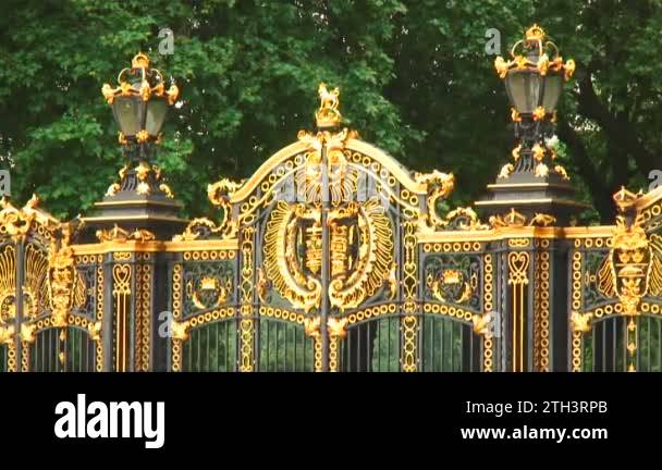 London victorian gates Stock Videos & Footage - HD and 4K Video Clips ...