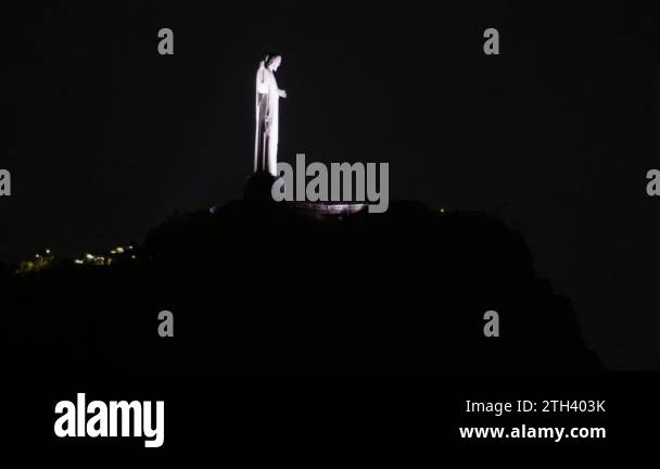 RIO DE JANEIRO, BRAZIL - JUNE 2013: Time-lapse shot of the left side of ...