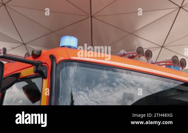 911 fire truck Stock Videos & Footage - HD and 4K Video Clips - Alamy