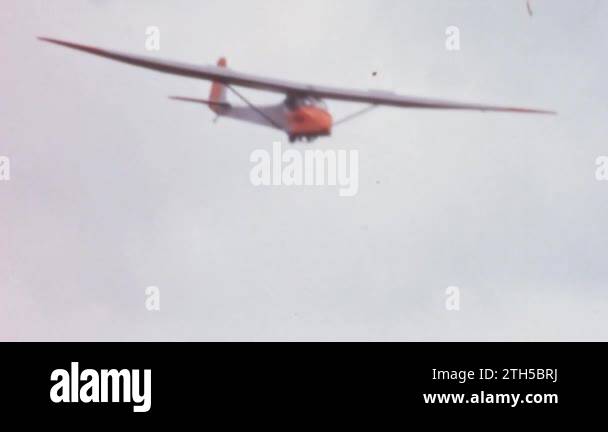 Landing an old training glider from the 1940s with a brake skid ...