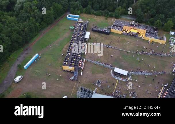 Field festival Stock Videos & Footage - HD and 4K Video Clips - Alamy
