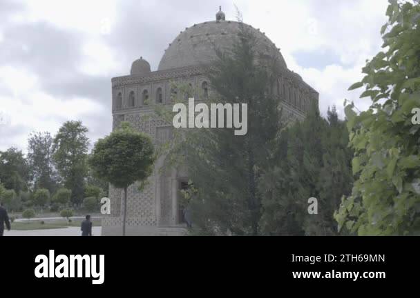 Ismail samani mausoleum park Stock Videos & Footage - HD and 4K Video ...