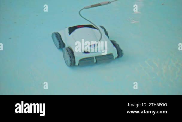 Underwater cleaning robot Stock Videos & Footage - HD and 4K Video ...